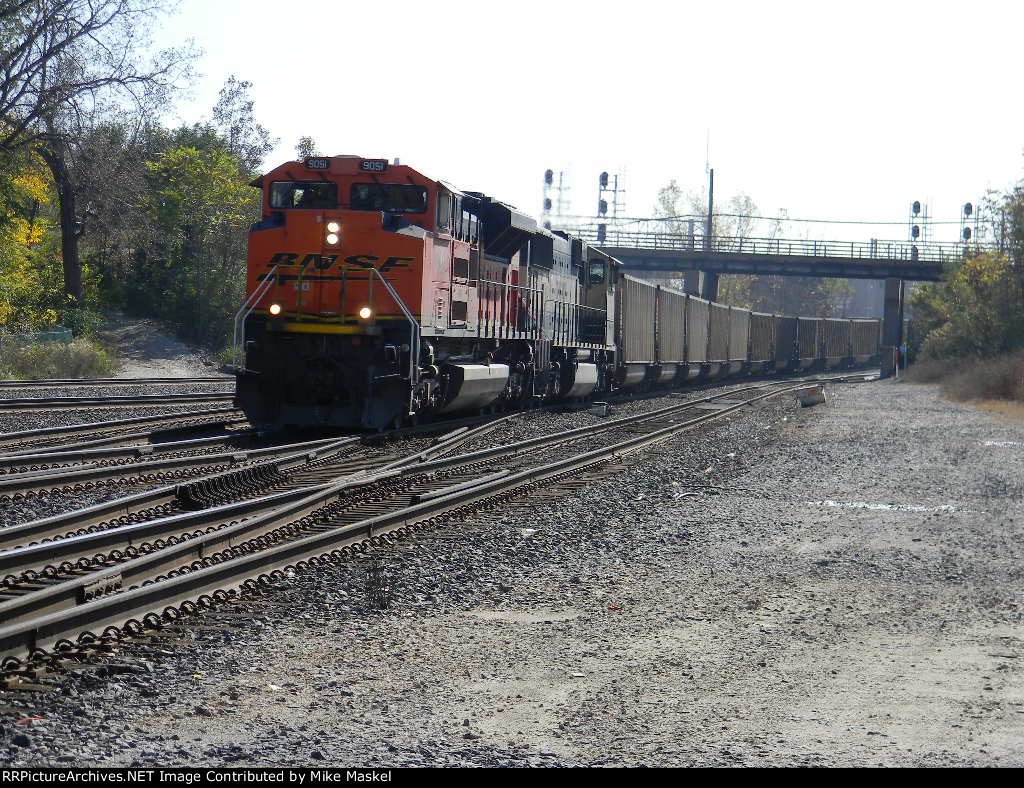 BNSF 9051